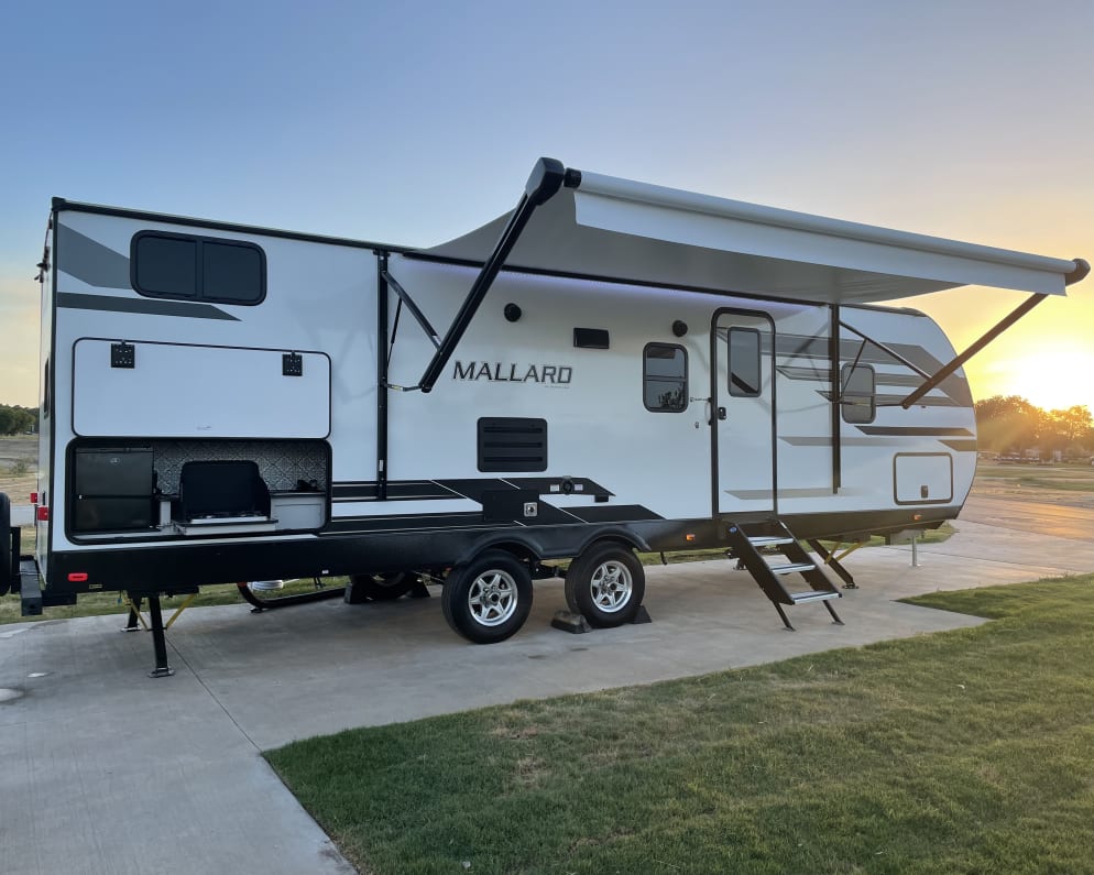 Travel Trailer RV for Rent in Rhome, Texas - RVUSA.com
