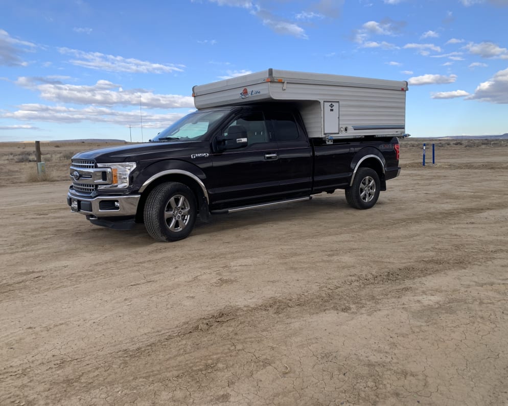 2018 Truck Camper RV for Rent in Squamish, British Columbia - RVUSA.com