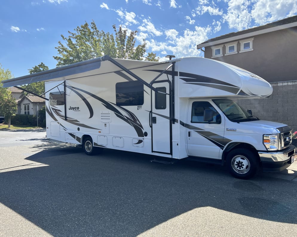 2022 Class C RV for Rent in Galt, California - RVUSA.com