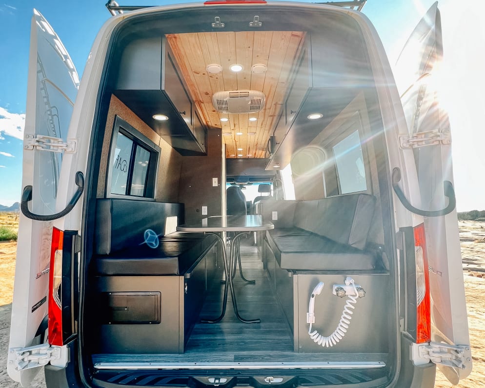 2020 Class B RV for Rent in St. George / Zion, Utah - RVUSA.com