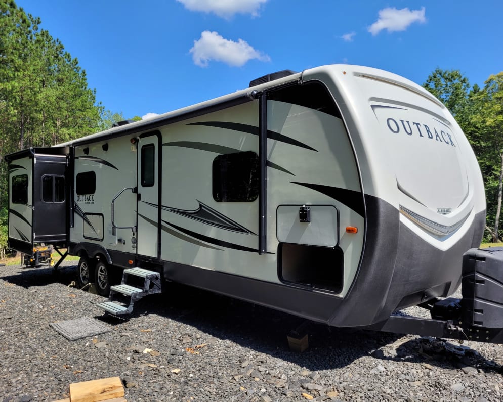 Travel Trailer RV for Rent in Madison, North Carolina - RVUSA.com