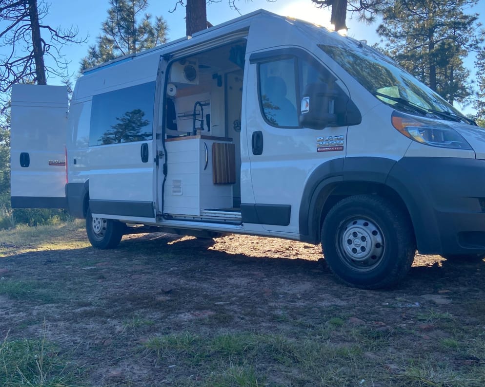Class B RV for Rent in Phoenix, Arizona - RVUSA.com