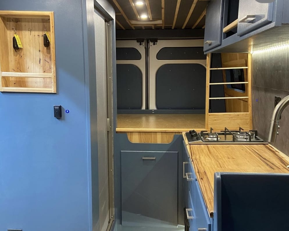 Class B RV for Rent in Portland oregon, Oregon - RVUSA.com