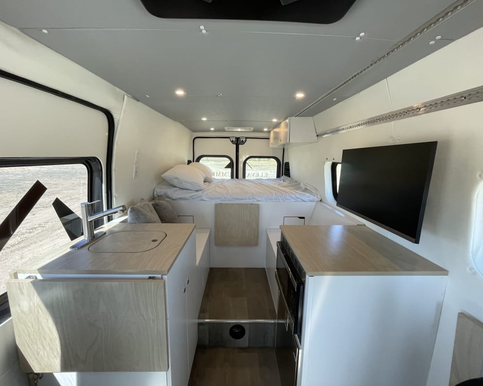 2021 Class B RV for Rent in Denver, Colorado - RVUSA.com