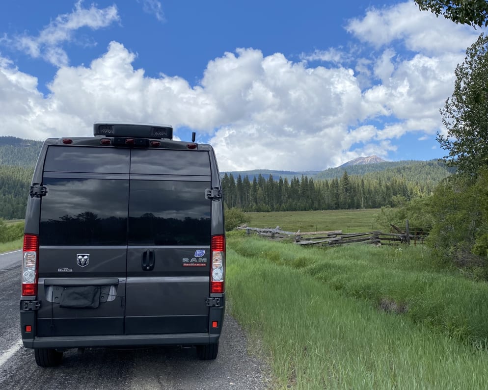 2020 Class B RV for Rent in San Marcos, California - RVUSA.com