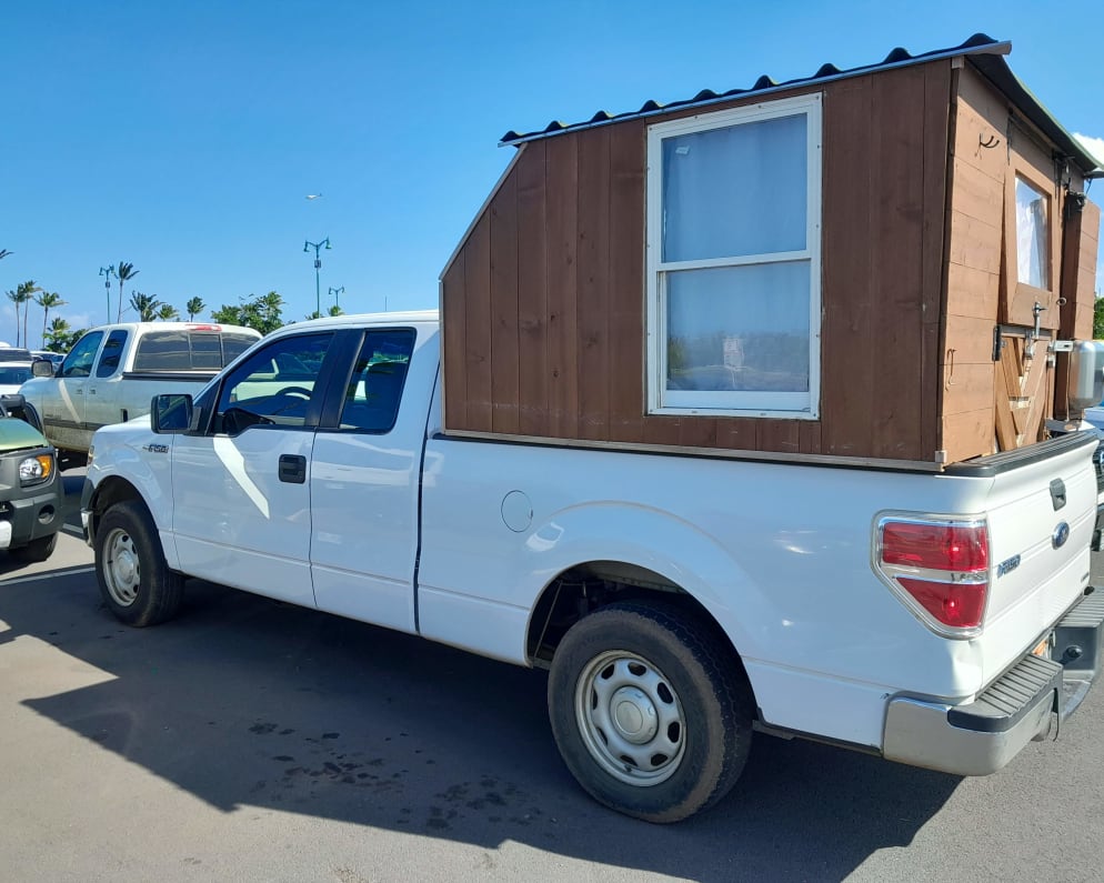 2014 Truck Camper RV for Rent in Kahului, Hawaii - RVUSA.com