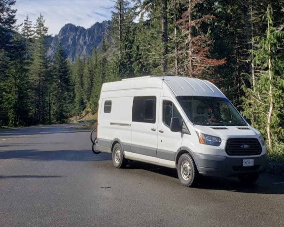 2016 Class B RV for Rent in Brentwood, Missouri - RVUSA.com