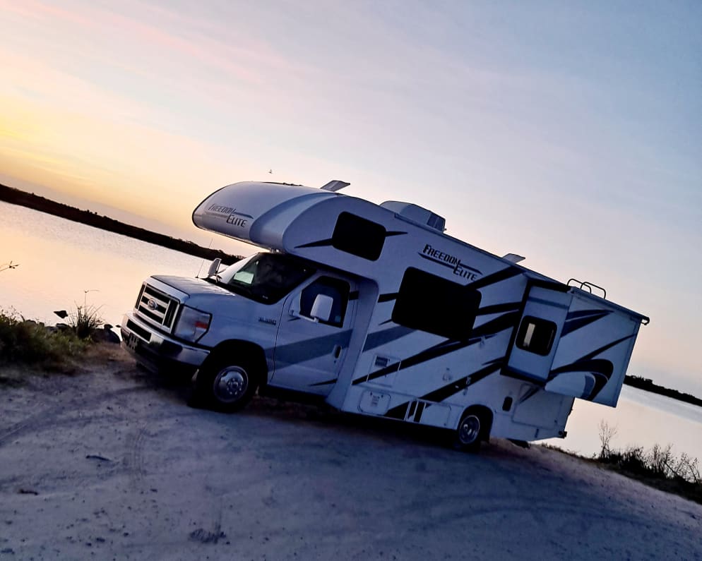 2021 Class C RV for Rent in Orlando, Florida - RVUSA.com