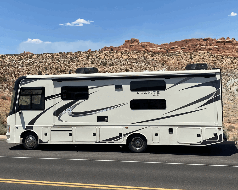 2021 Class A RV for Rent in Houlton, Wisconsin - RVUSA.com