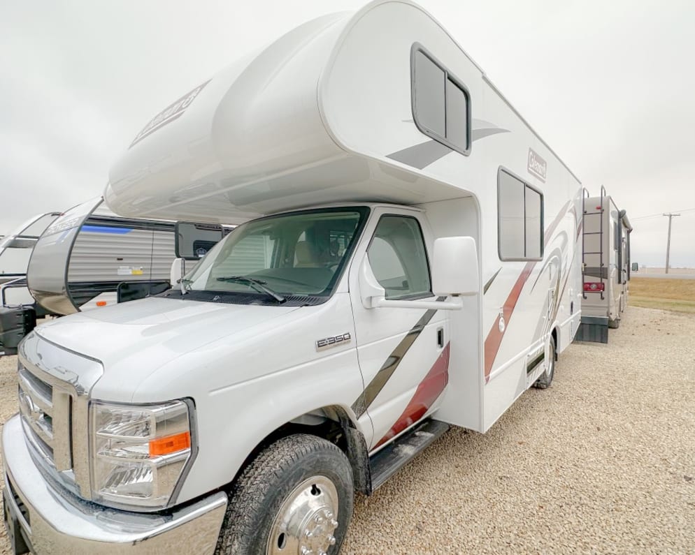 2022 Class C RV for Rent in Bartlett, Illinois - RVUSA.com