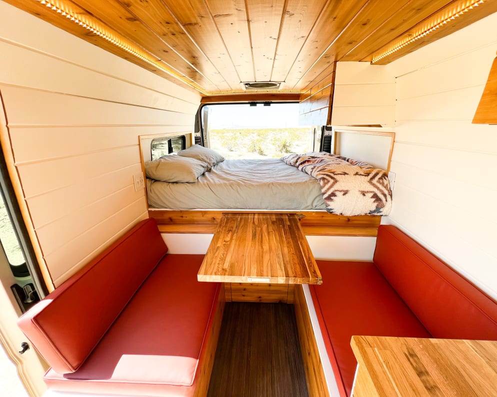 2021 Class B RV for Rent in Huntington Beach, California - RVUSA.com