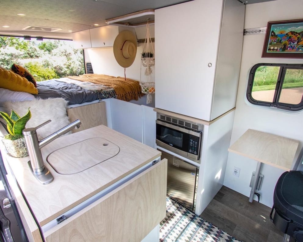 2021 Class B RV for Rent in Denver, Colorado - RVUSA.com