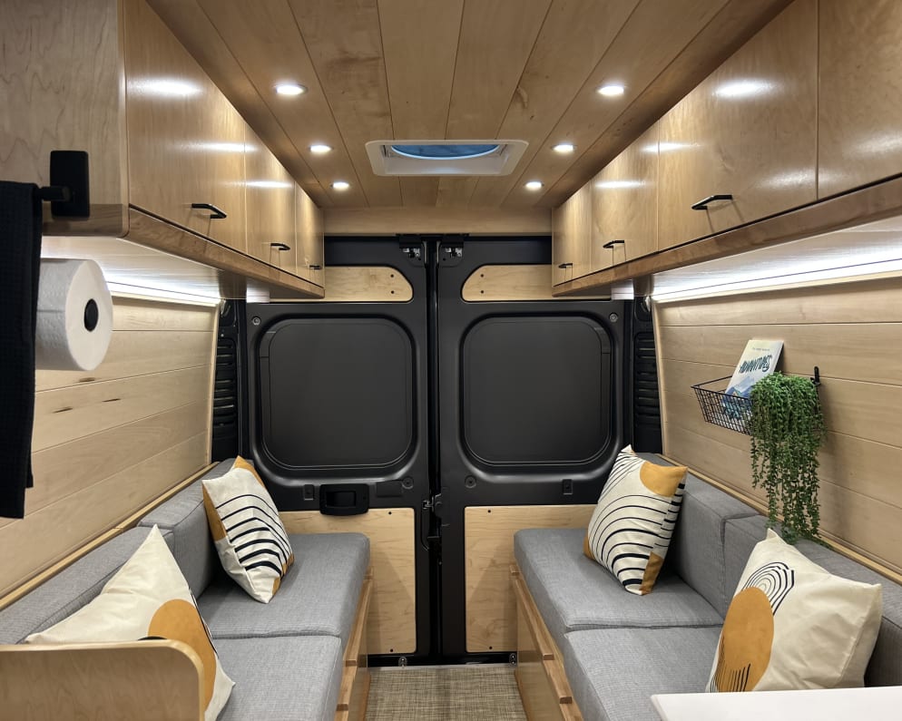 2022 Class B RV for Rent in Columbia, Maryland - RVUSA.com