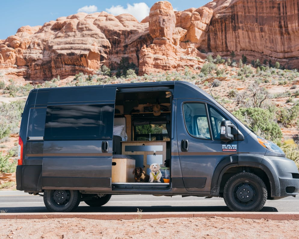 2022 Class B RV for Rent in Denver, Colorado - RVUSA.com