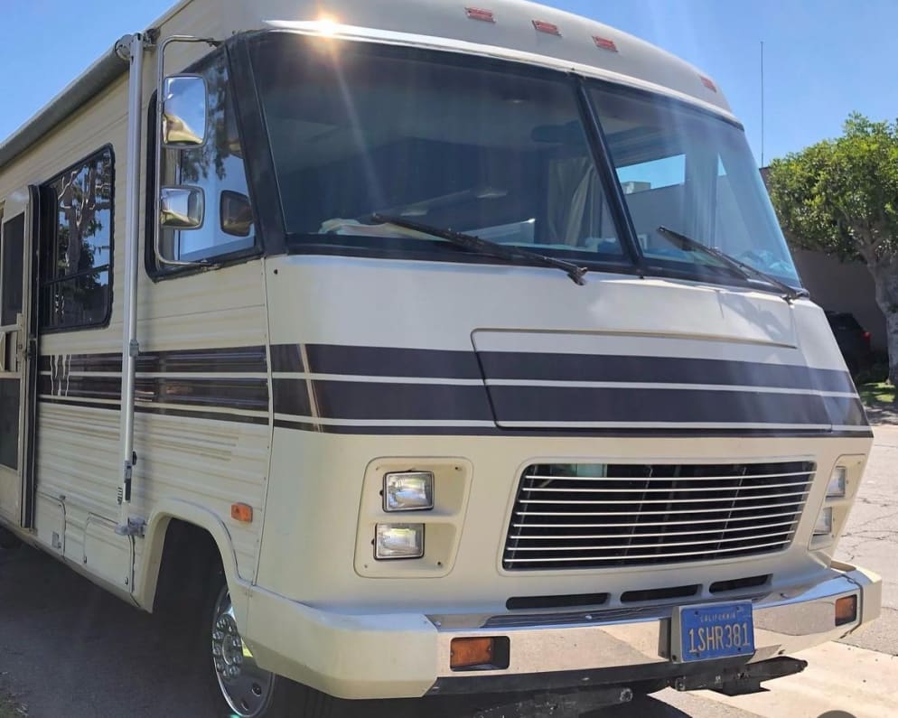 1986 Class A RV for Rent in Ojai, California - RVUSA.com
