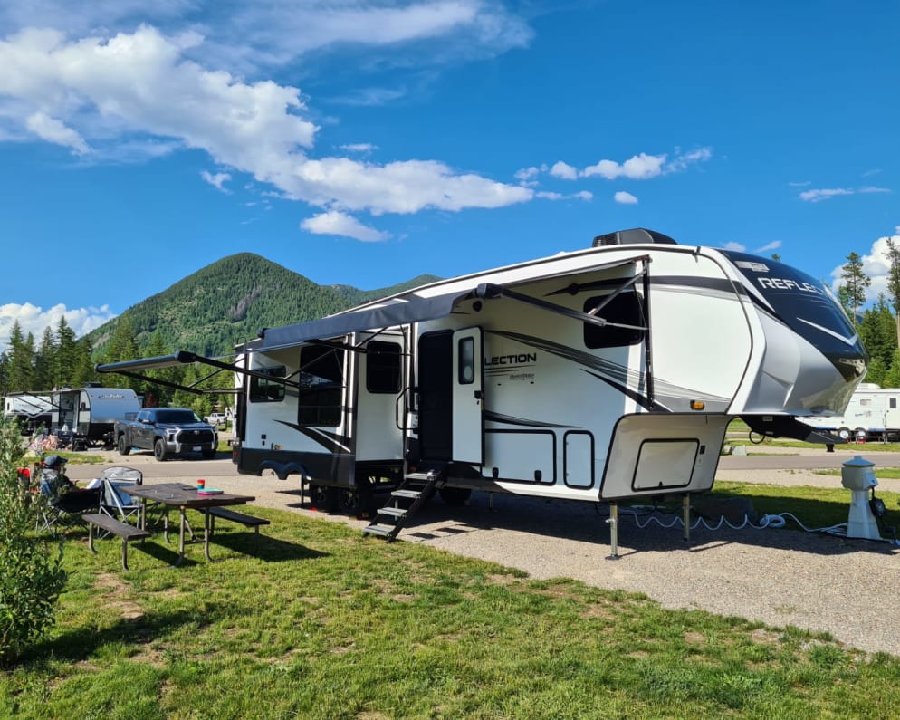 2023 Fifth Wheel RV for Rent in Klein, Texas - RVUSA.com