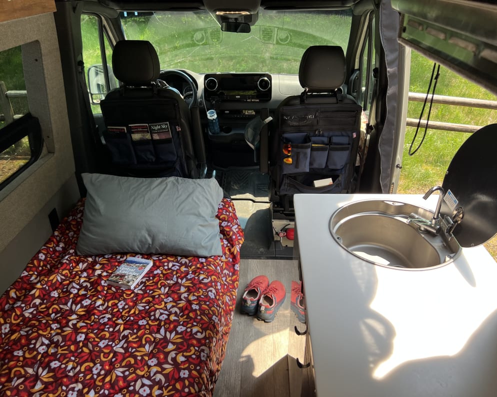 Class B RV for Rent in Seattle, Washington - RVUSA.com