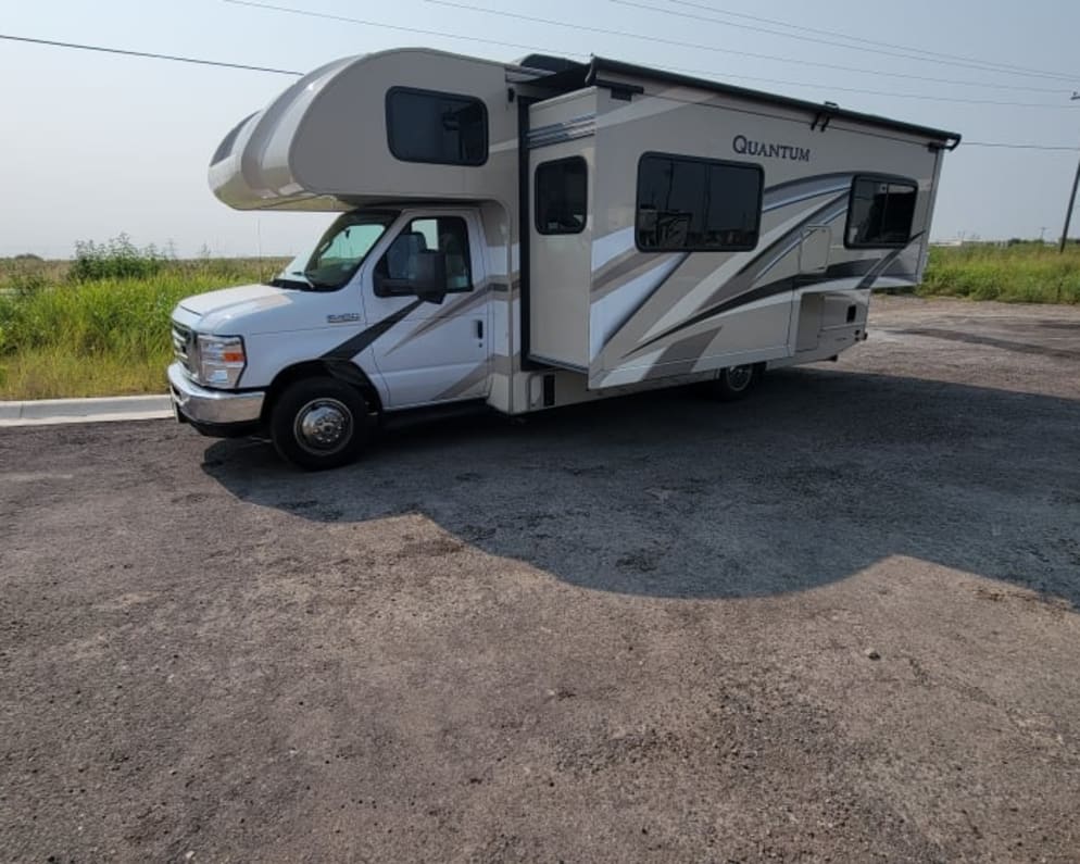 2020 Class C RV for Rent in Austin, Texas - RVUSA.com