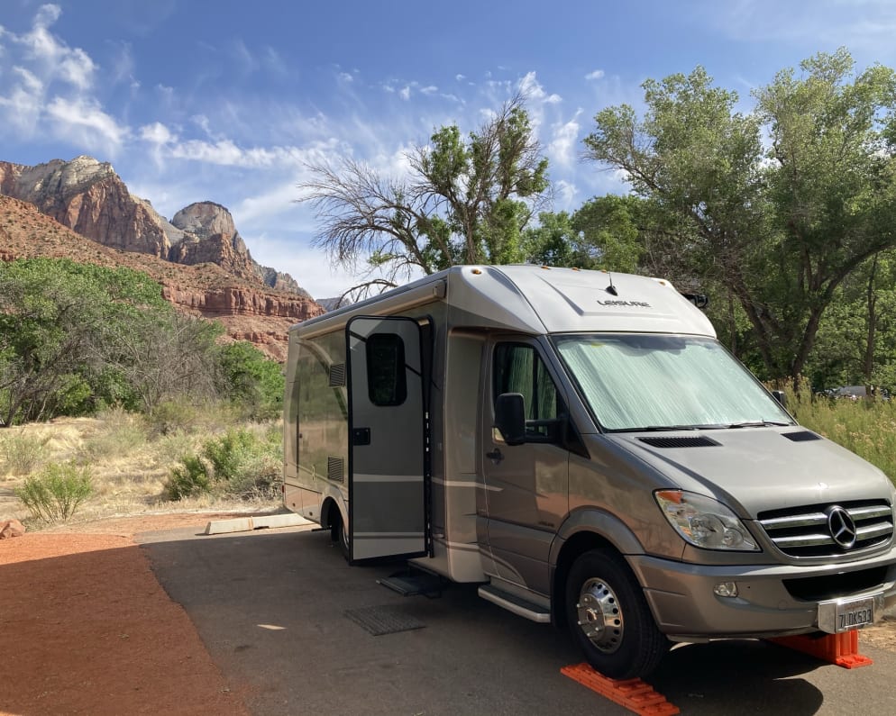 2013 Class C RV for Rent in El Cerrito, California - RVUSA.com