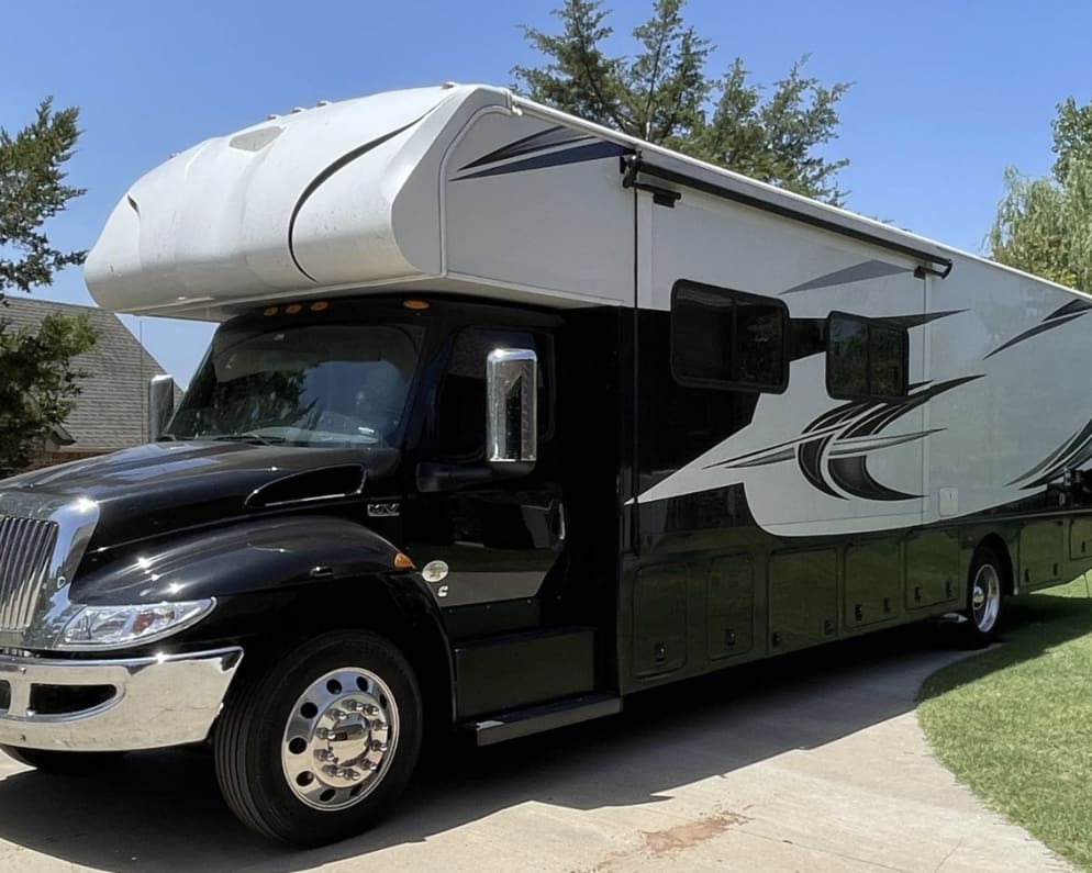 2020 Class C RV for Rent in Leeds, Alabama - RVUSA.com