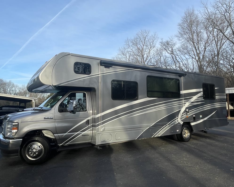 2022 Class C RV for Rent in Columbia, Tennessee - RVUSA.com