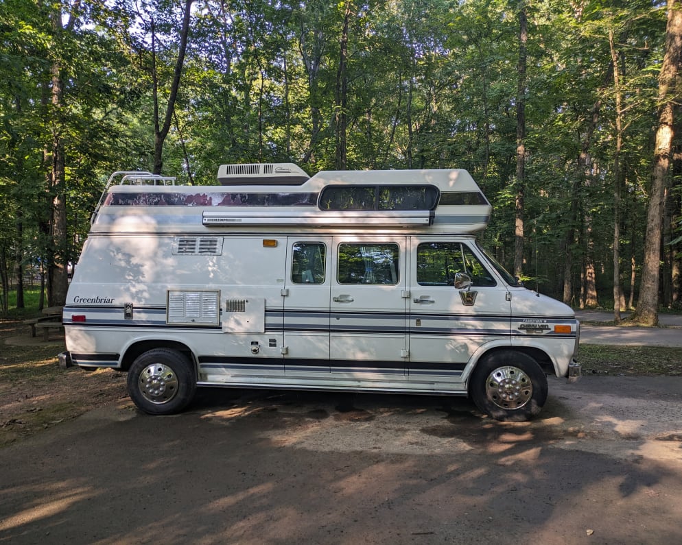 1990 Class B RV for Rent in Rockford, IL - RVUSA.com