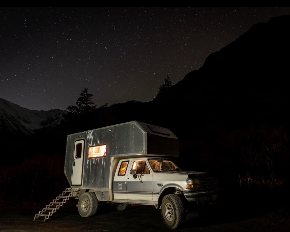 1997 Truck Camper RV for Rent in Palmer, Alaska - RVUSA.com