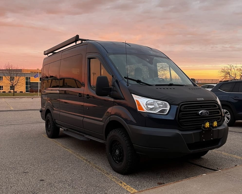 2015 Class B RV for Rent in Phoenix, Arizona - RVUSA.com