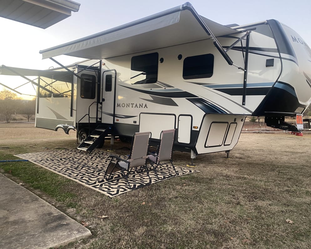 2021 Fifth Wheel RV for Rent in Gadsden, Alabama - RVUSA.com