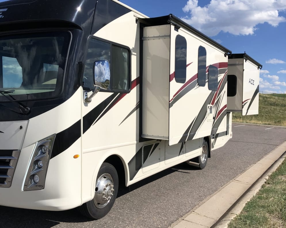 2022 Class A RV for Rent in Florence, Arizona - RVUSA.com