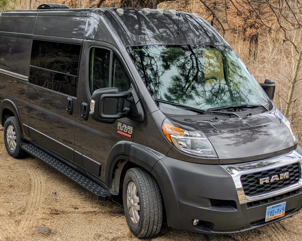 2021 Class B RV for Rent in Reno, Nevada - RVUSA.com