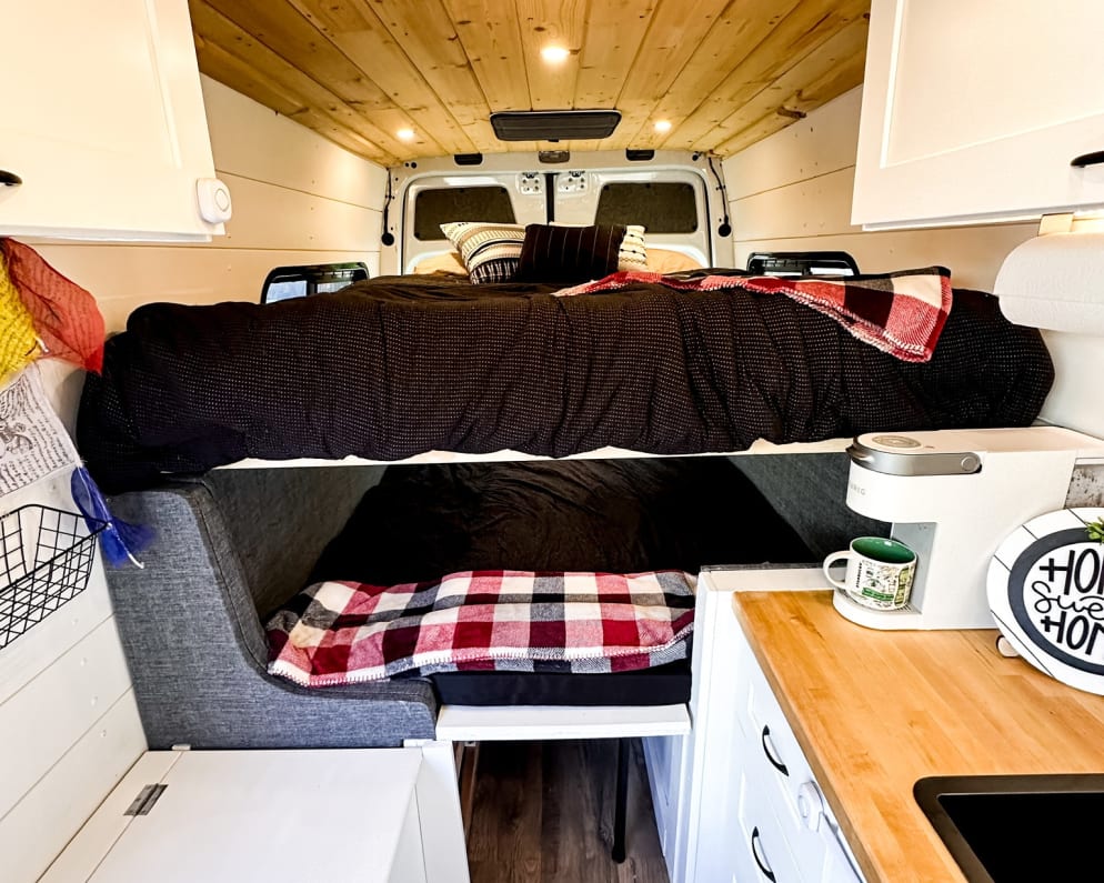 2020 Mercedes-Benz Sprinter Class B RV for Rent in Westminster ...