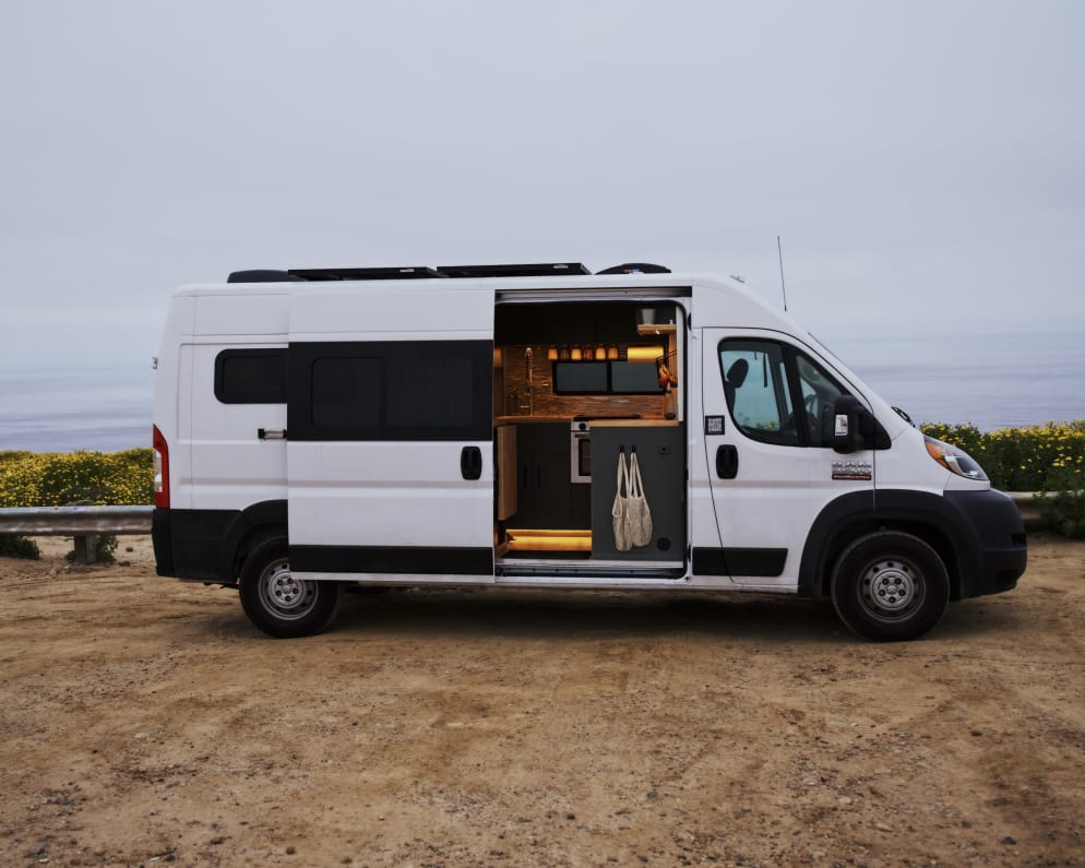 Class B RV for Rent in Hampton, New Hampshire - RVUSA.com