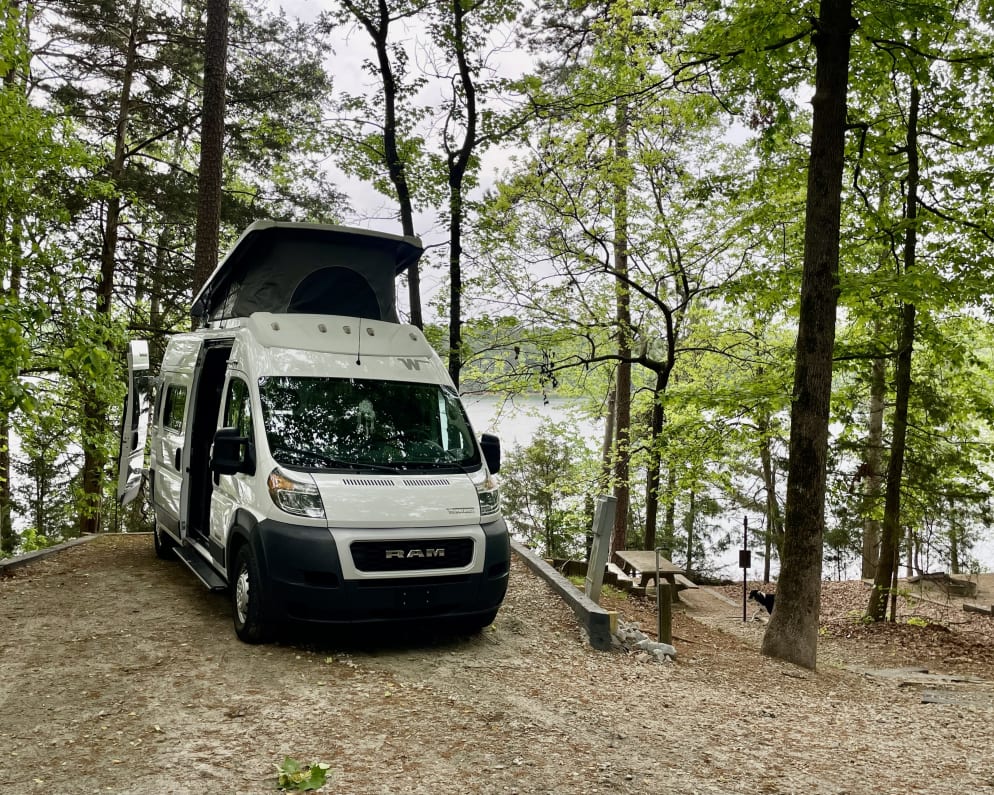 2021 Class B RV for Rent in Fair Play, South Carolina - RVUSA.com