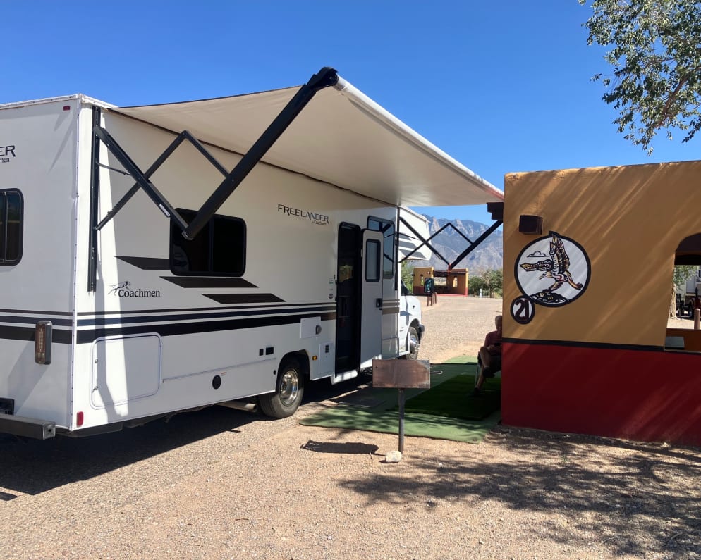 2021 Coachmen Freelander 27QB Class C RV for Rent in Cedar Park, Texas ...