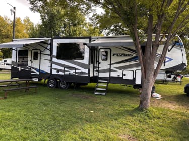 2020 Keystone Raptor Toy hauler Rental in American Fork, UT | Outdoorsy