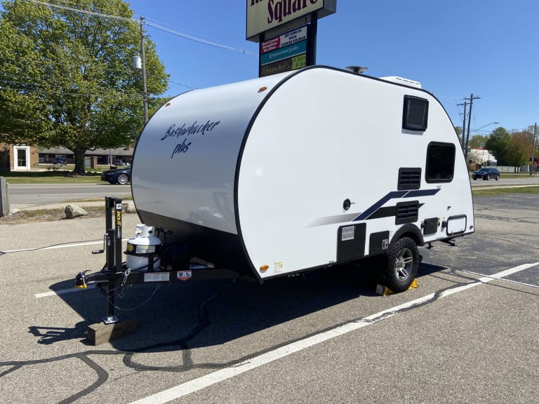 2021 Bushwacker 17BH Travel trailer Rental in Holland, MI | Outdoorsy