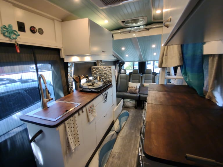 2017 Ford Transit Motorhome Class B Rental in Peachtree Corners, GA ...