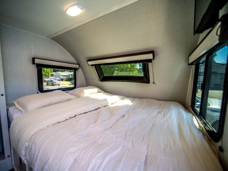 2023 Heartland RVs Mallard Pathfinder Travel trailer Rental in ...