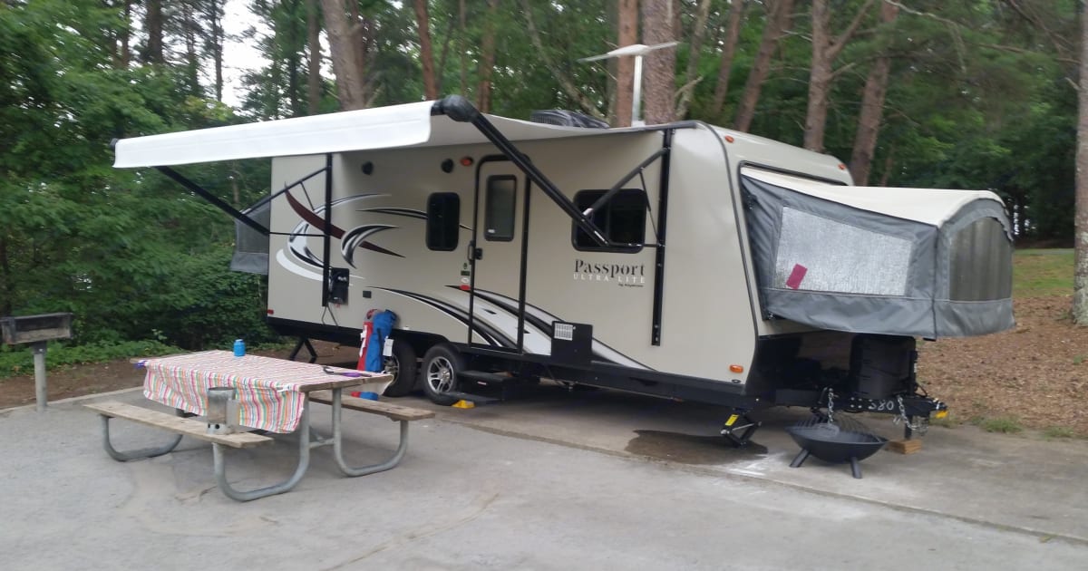 2016 Keystone Passport Ultra Lite Travel trailer Rental in Suwanee, GA ...