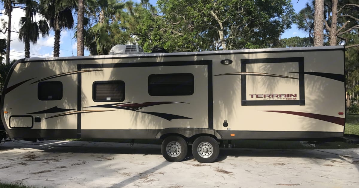 2013 Keystone Outback Terrain Travel trailer Rental in Loxahatchee, FL ...