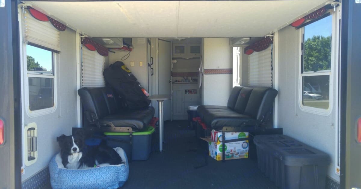2007 Cruiser Rv Corp Fun Finder Xtra Toy hauler Rental in Edwards Air ...