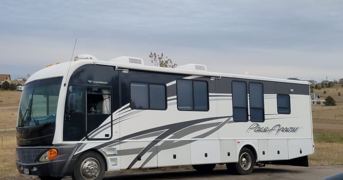2005 Pace-Arrow 37c Class A Rental in Elizabeth, CO | Outdoorsy