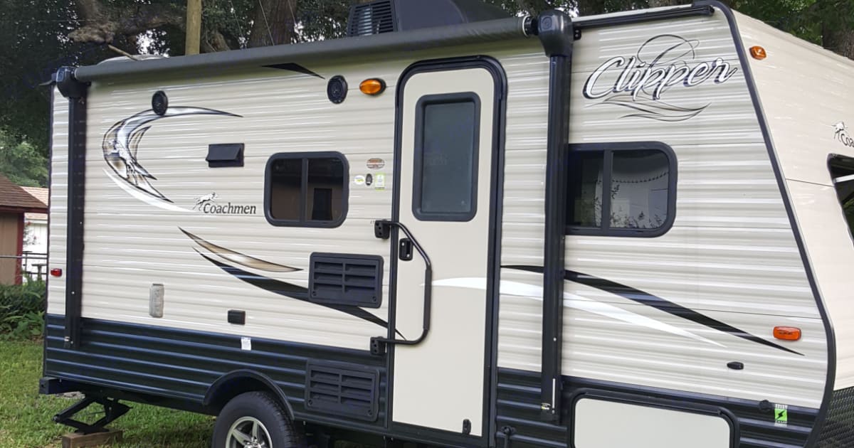 2017 Coachmen Clipper Travel trailer Rental in Apopka, FL | Outdoorsy
