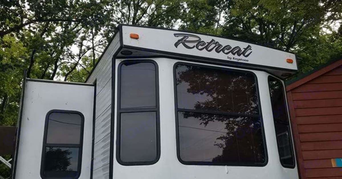 2015 Keystone Retreat Park Model Rental in Cadiz, KY | Outdoorsy