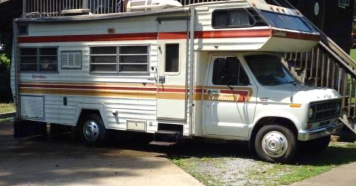 1977 Coachmen Leprechaun Class C Rental in Coraopolis, PA | Outdoorsy