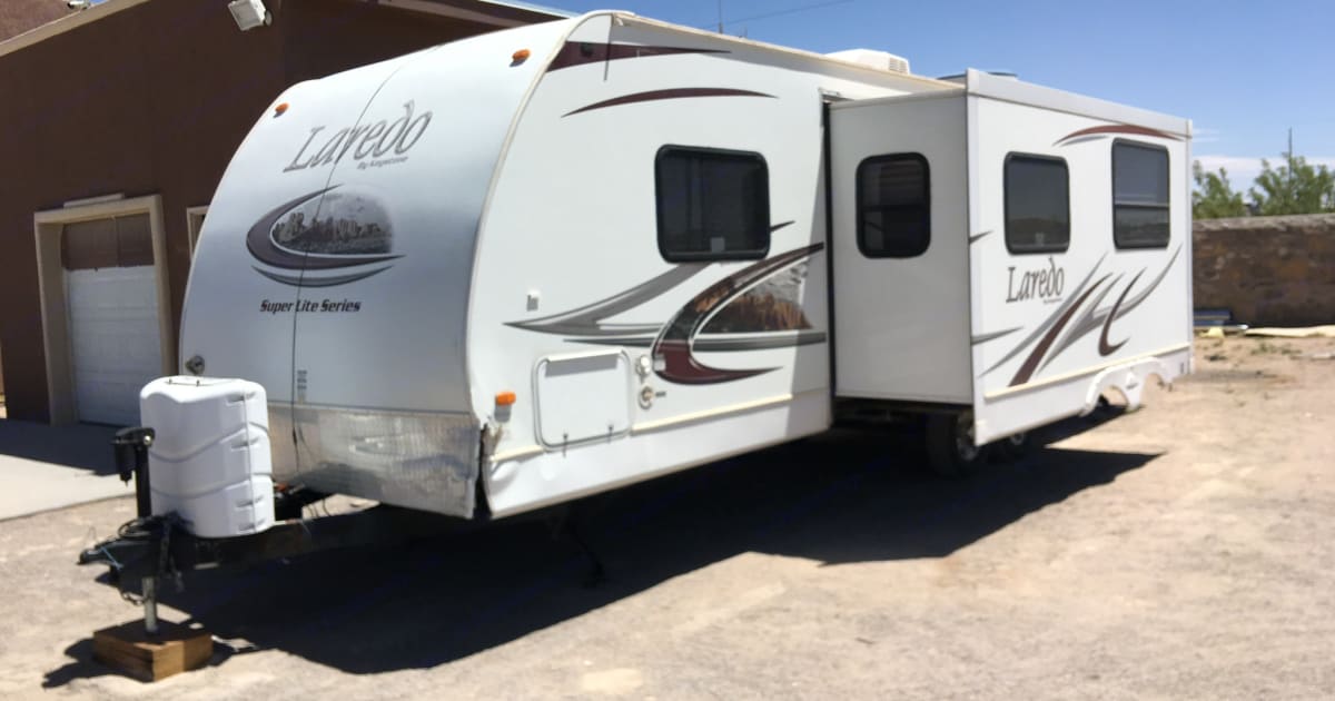 2010 Keystone Laredo Travel trailer Rental in El Paso, TX | Outdoorsy