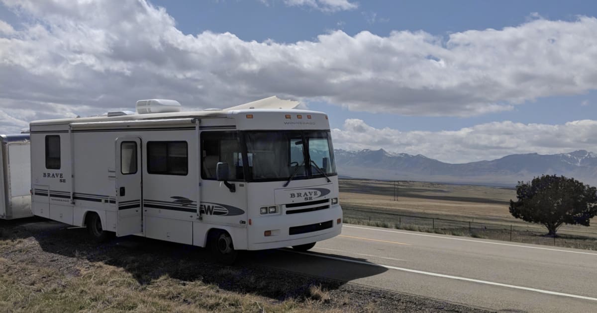 2002 Winnebago Brave Class A Rental in Pleasant Grove, UT | Outdoorsy