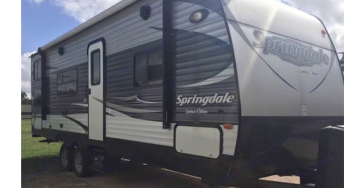 2016 Keystone Springdale Caravane Rental in San Juan, TX | Outdoorsy