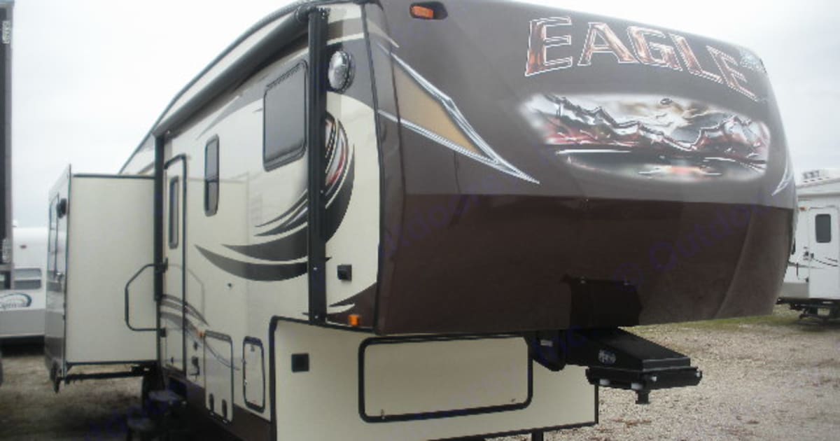 2014 Jayco Eagle Fifth-wheel Rental in Barrhead, AB | Outdoorsy